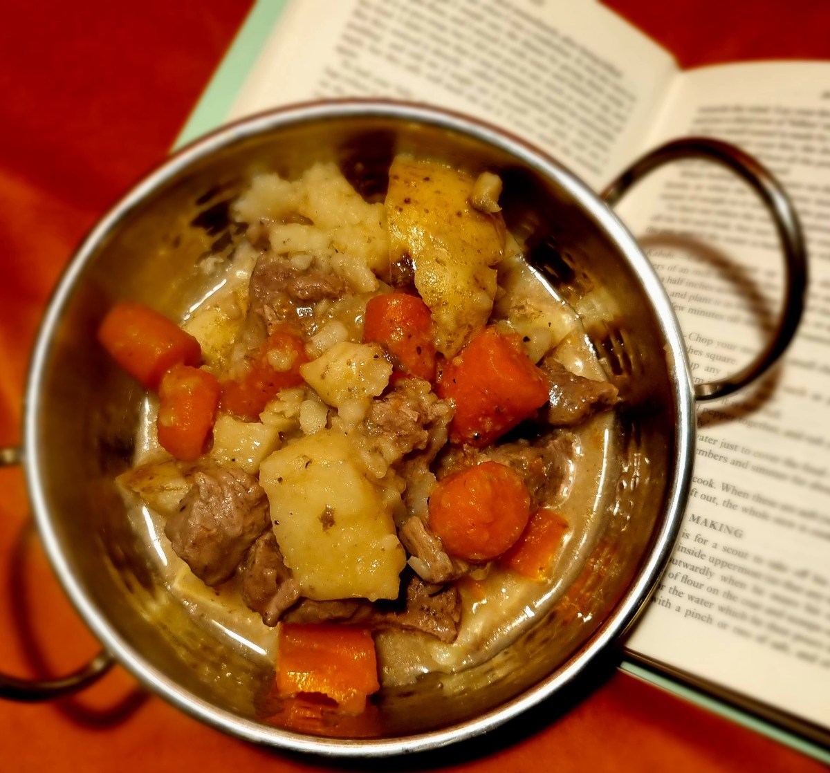 Scouting for boys: Hunter’s stew – The Past is a Foreign Pantry