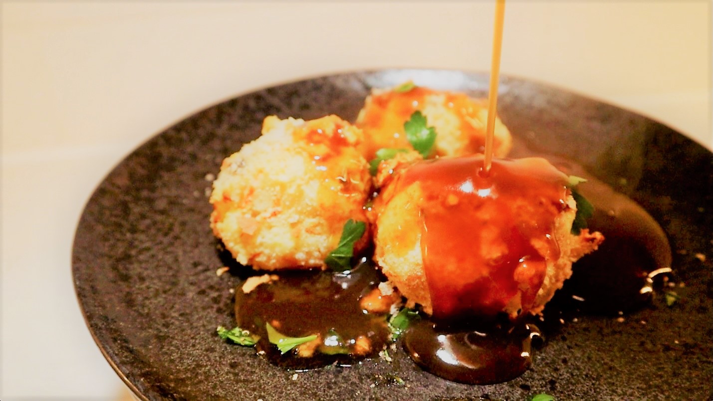 “No jokes please, we’re British”: Surprise Potato Balls 1940s. – The ...